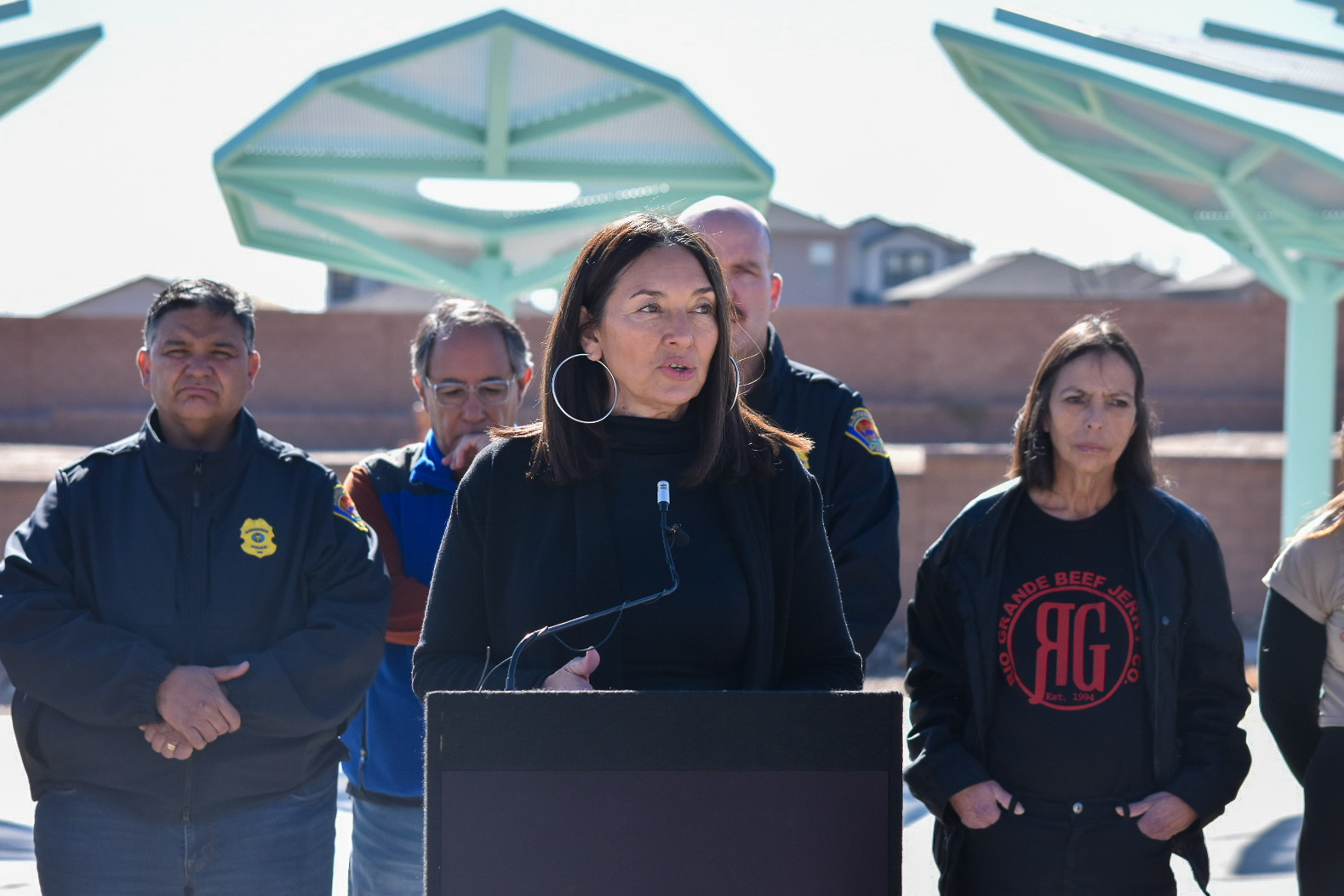 City Leaders Unveil Plaza and Shade Structure at Women’s Memorial Park ...