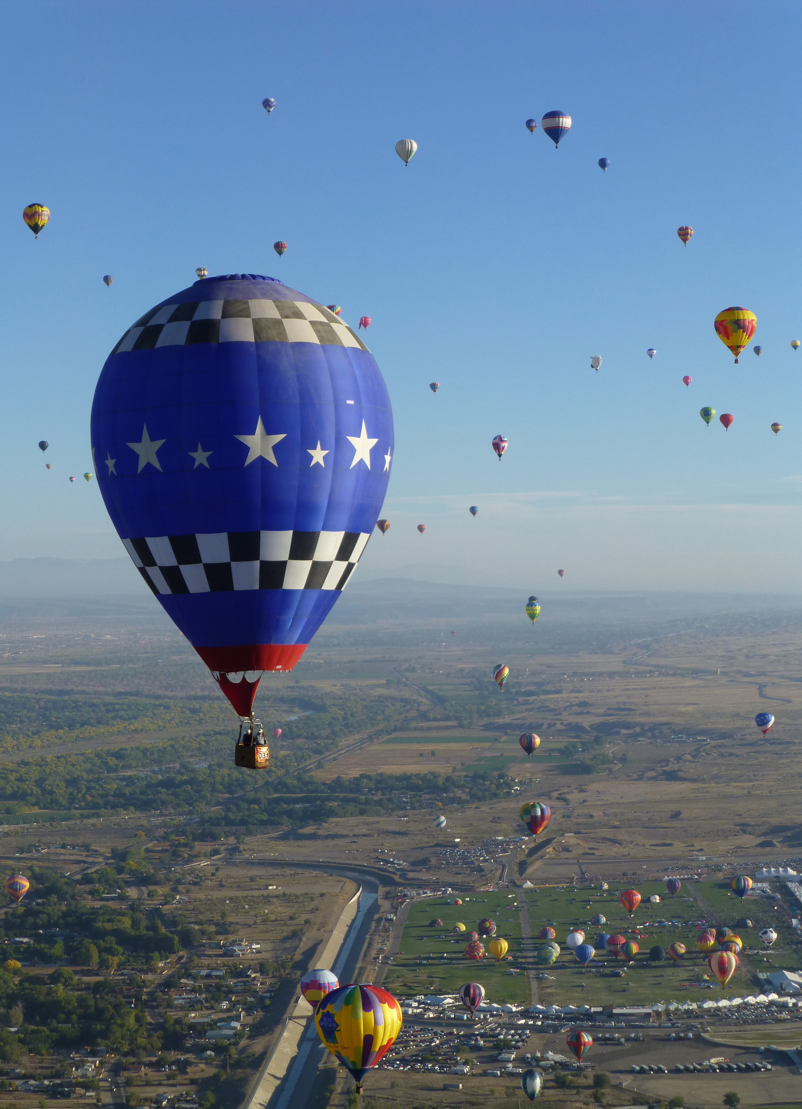 Balloon Fall Fest Brings Hot Air Balloons to Albuquerque Skies — City ...